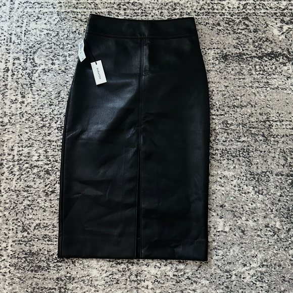 Babaton | Skirts | Aritzia Babaton Pegu Skirt In Black | Poshmark